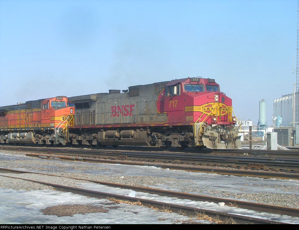 BNSF 717